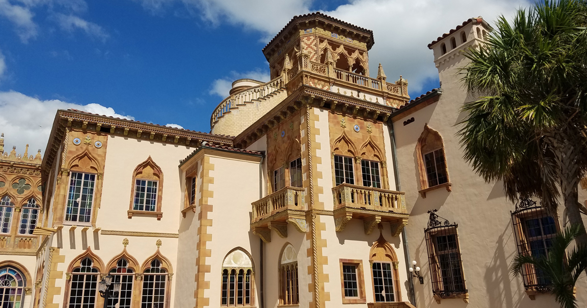 The Importance of Roof Cleaning for Historical Buildings: Preserving ...